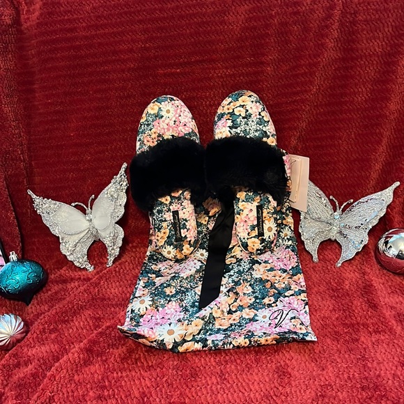 Victoria's Secret | Shoes | Victorias Secret House Shoes | Poshmark